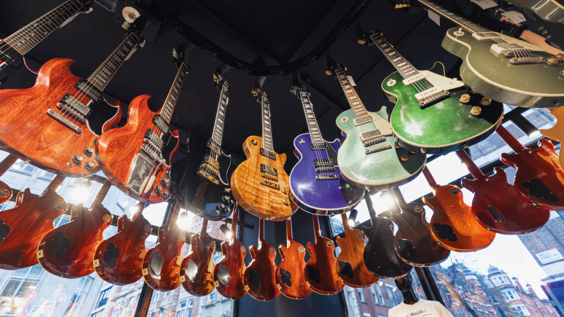 Gibson Guitars - MYNT